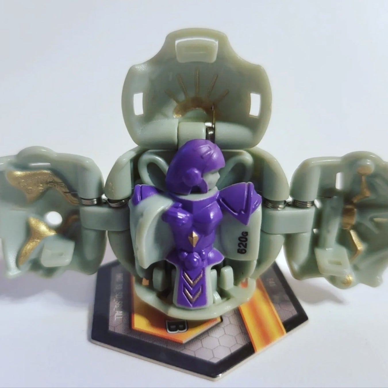 Lars Lion Bakugan